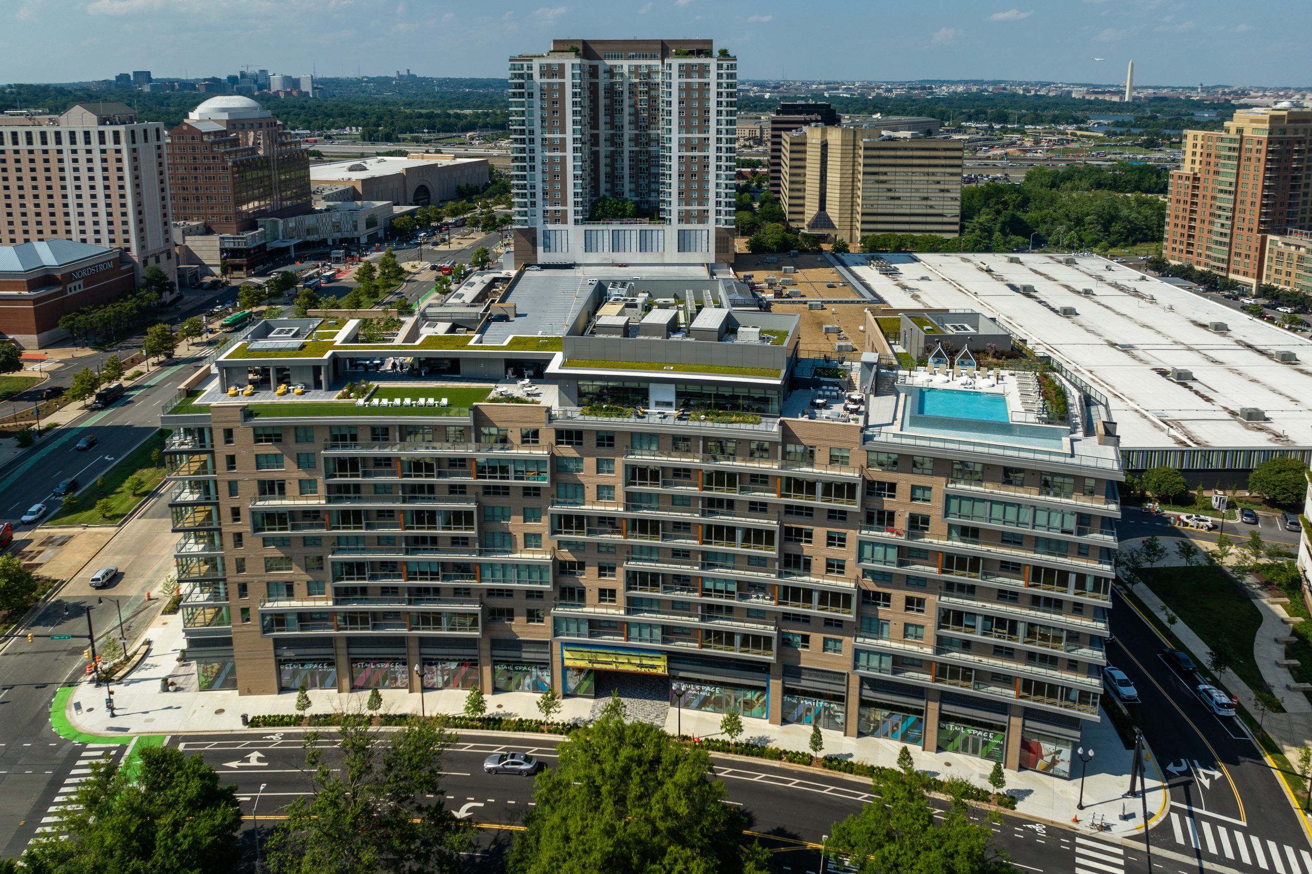Gallery - Luxury Apartments Arlington VA | The Milton